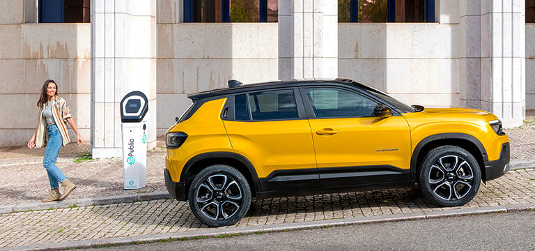 Novi Jeep® Avenger | Avenger Električni, e-Hybrid, Benzin | Jeep®